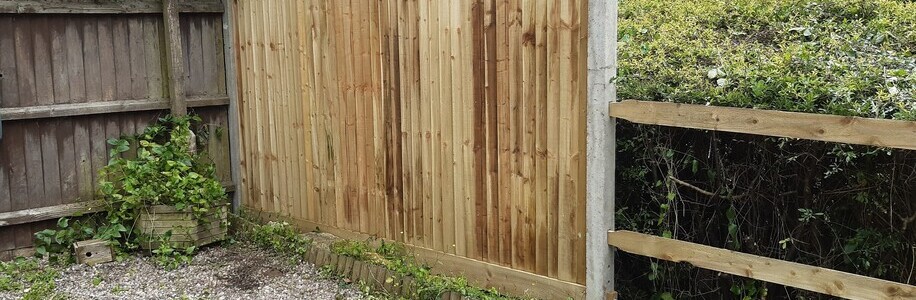 Closeboard Fencing | Feather Edge Fencing |Closeboarding | Useful-Bloke
